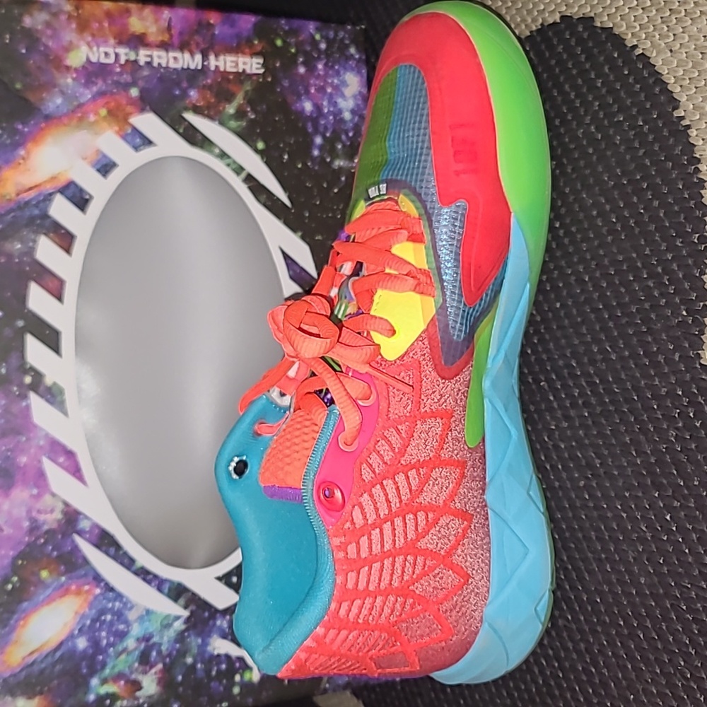 Lamelo Ball *Mb.01-Be You* By Puma (Basketball Shoes) - Gem